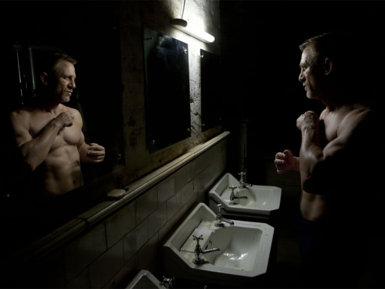 Daniel Craig's James Bond 007 Workout Plan and Diet | Man of Many