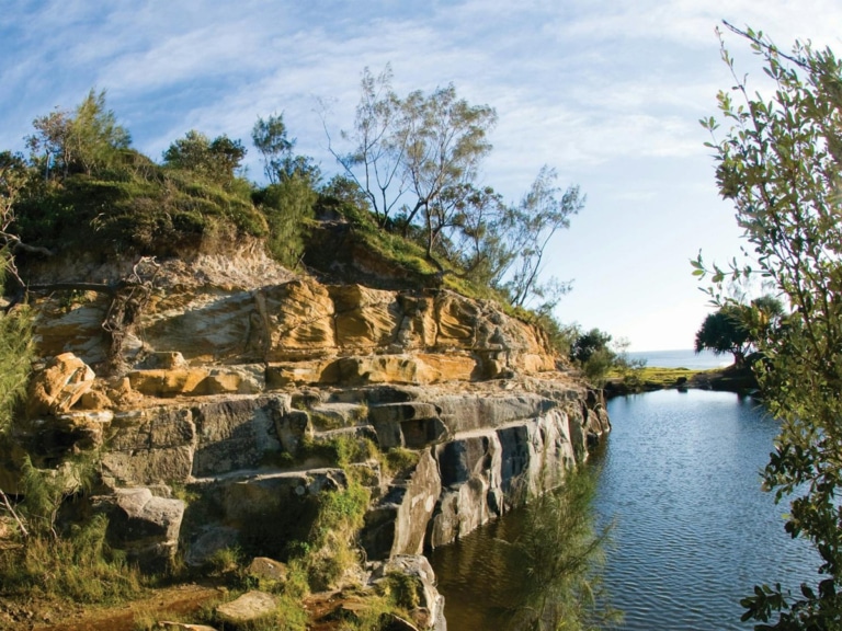 7 Best Cliff Jumping & Rock Diving Spots in Australia | Man of Many