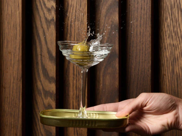 How To Make The Perfect Martini, With Help From a World-Class Bartender ...