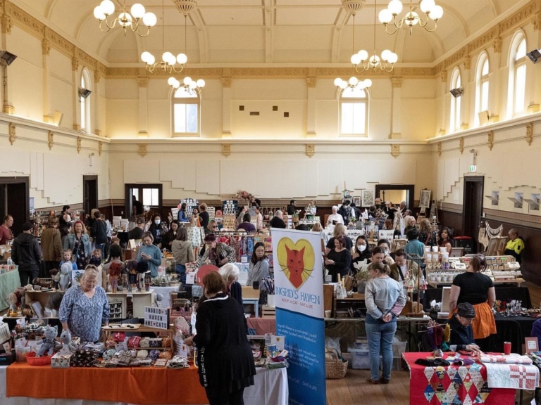 11 Best Melbourne Markets for Clothes, Food & Crafts (2024) | Man of Many