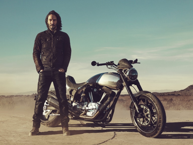 Keanu Reeves John Wick 3 Diet and Workout Plan | Man of Many