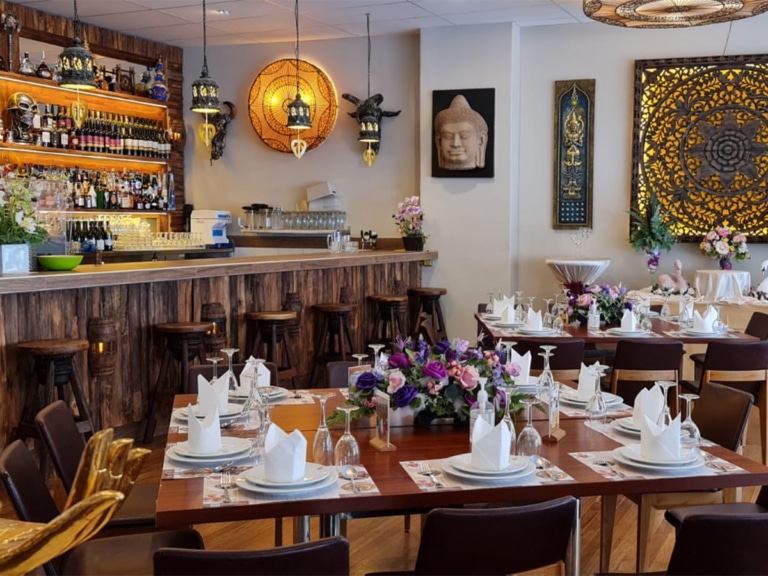 12 Best Newtown Restaurants You Need To Try | Man of Many