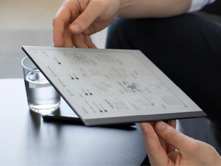The reMarkable 2 is the Dumbest Tablet We've Ever Used, By Design | Man ...