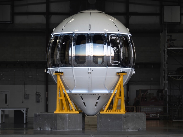 Sir Richard Branson to Co-Pilot World's First Crewed Stratospheric ...