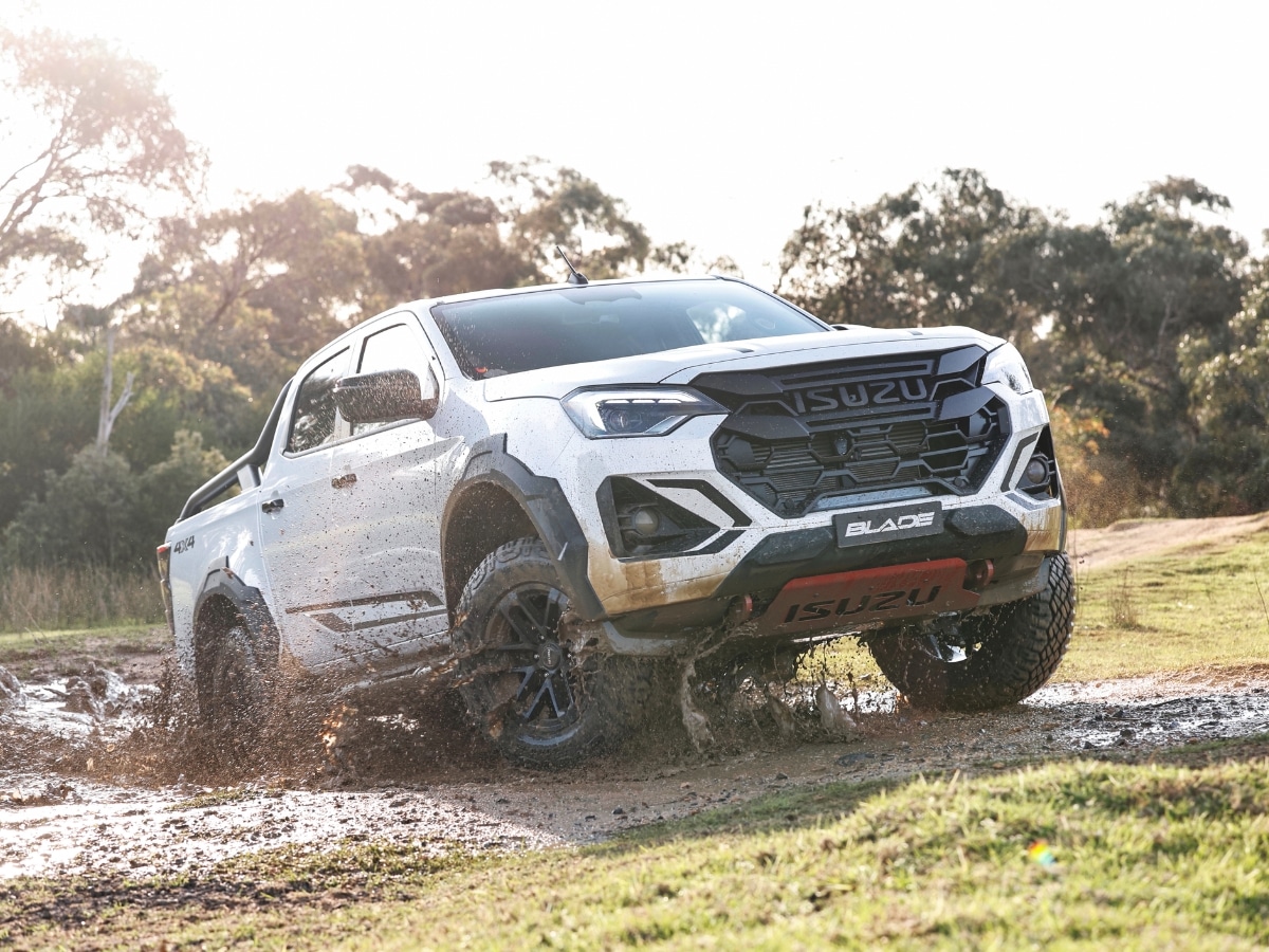 2025 Isuzu D-Max Blade is an Off-Road Beast Ready to Take on the HiLux GR Sport | Man of Many