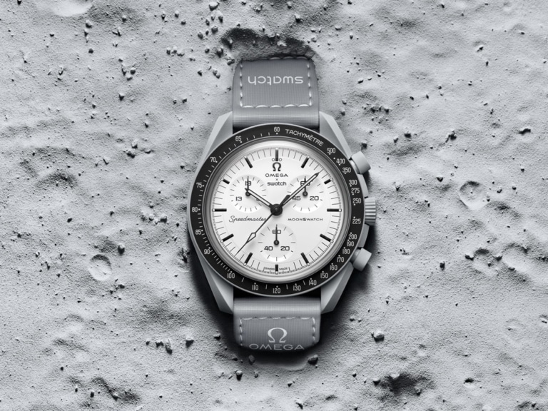 New OMEGA x Swatch MOONSWATCH 1965 Revealed | Man of Many