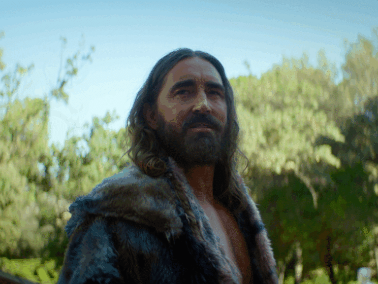 'He's Checked Out, Getting Stoned': Lee Pace on Playing 'Foundation's ...