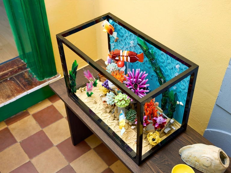 4,154 Piece LEGO Tropical Aquarium is the Perfect Fishy Shelf ...