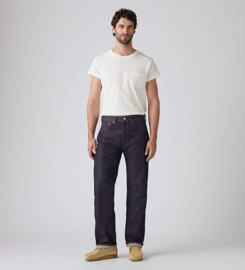 How to Build a Capsule Wardrobe: 10 Pieces Every Man Needs | Man of Many