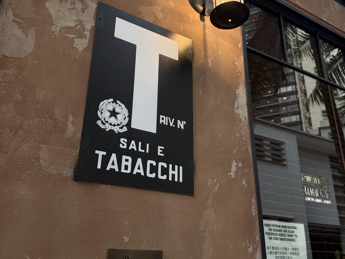 100 Best Bars in the World | Man of Many